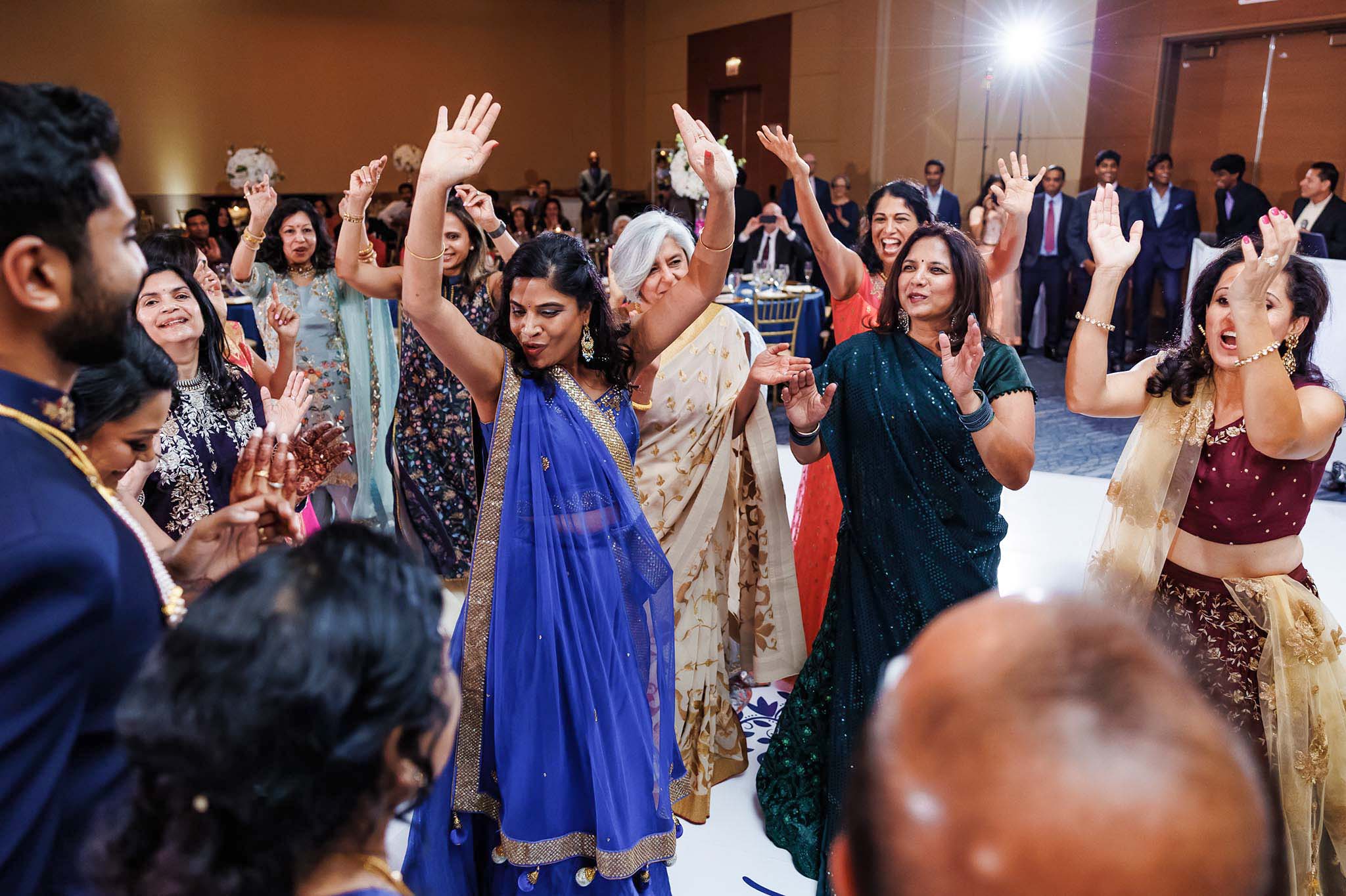 RENAISSANCE SCHAUMBURG WEDDING/ Creative Captures Photography